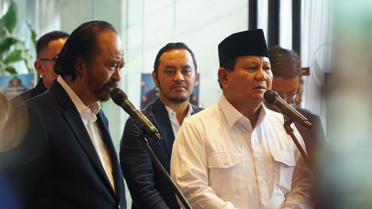 Respons Surya Paloh Soal Ajakan Prabowo Bergabung di Pemerintahan Baru Respons Surya Paloh Soal Ajakan Prabowo Bergabung di Pemerintahan Baru